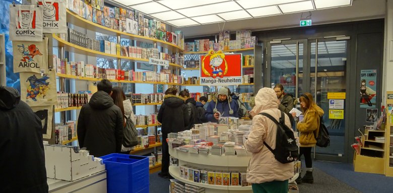 Buchreport veröffentlicht Zahlen für 2022: Comic-Markt 2022 mit ...